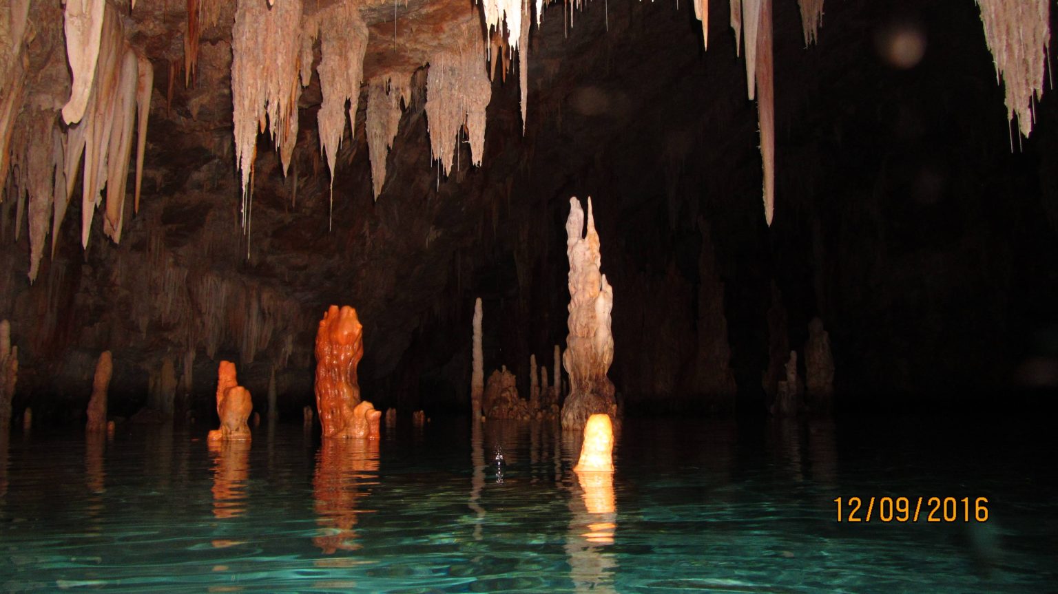 Dive site: Elephant cave (North coast- Georgioupolis) – evelindivers